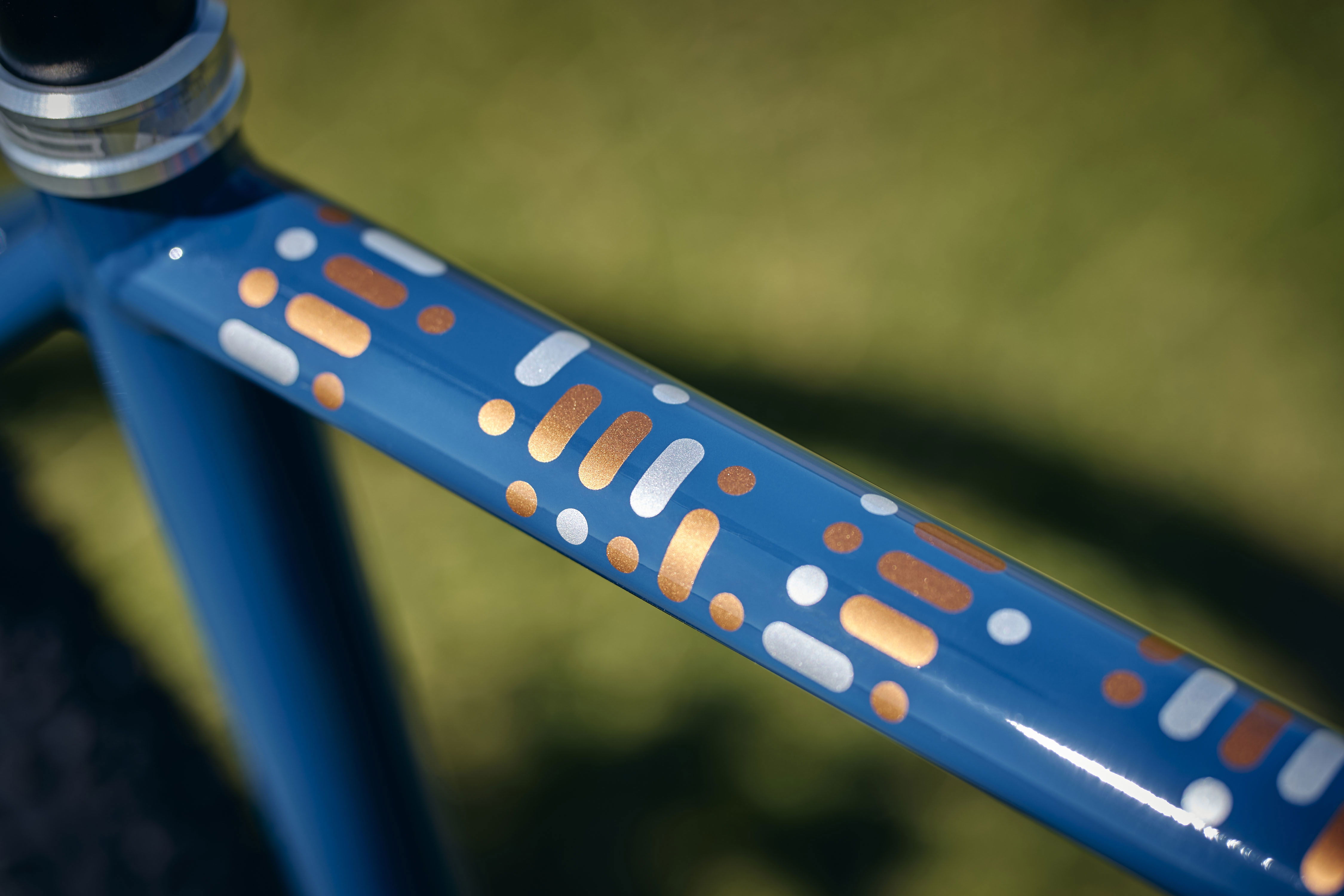 Faran 2.5 54T Midnight Blue - Fairlight Cycles